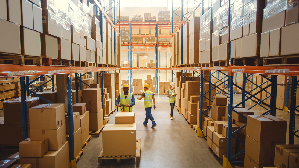Top Strategies to Overcome the Logistic Labour Shortage in UAE and ...